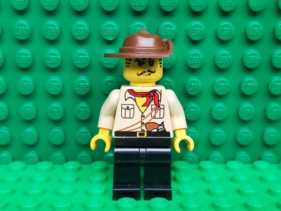 LEGO® Adventurers Desert Johnny Thunder Minifigure LEGO® - Etsy