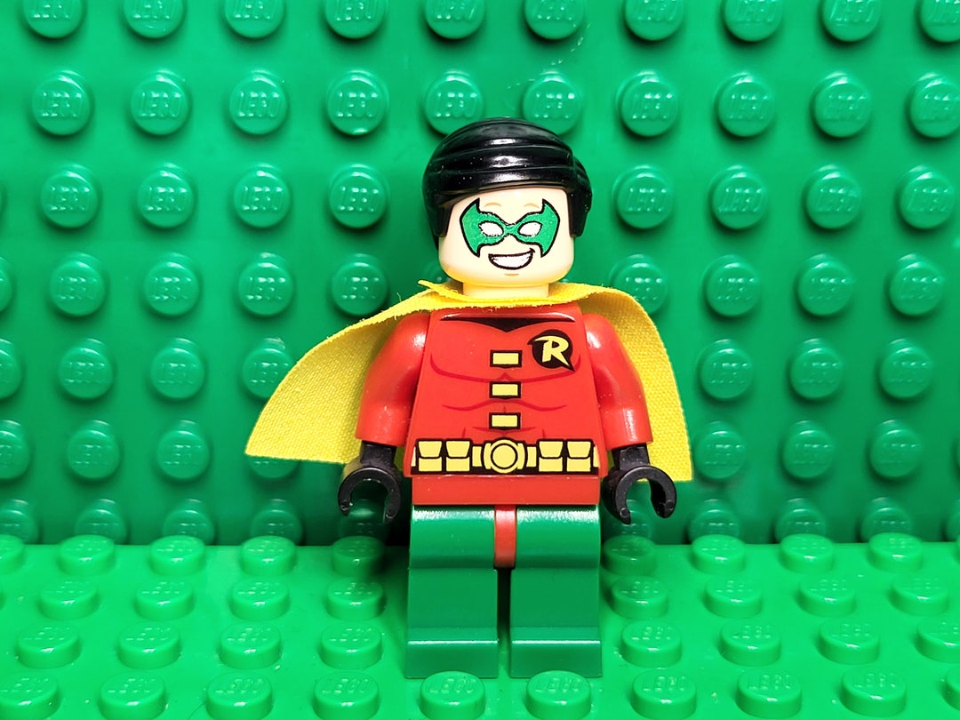 LEGO® Super Heroes Batman II Robin Very Short Cape, LEGO® Minifigure ...