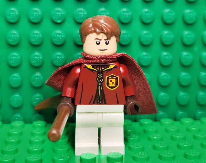 LEGO® Harry Potter Sorcerer's Stone Oliver Wood in Quidditch Uniform ...