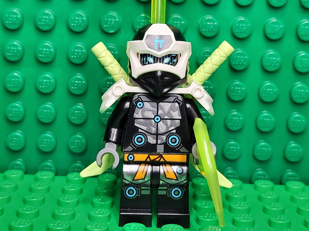 LEGO® Ninjago Minifigure Prime Empire Digi Cole With Shoulder Armor and ...