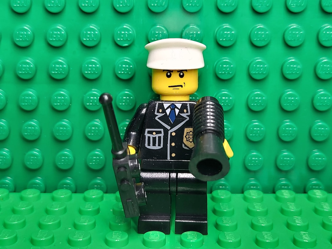 LEGO® Town City Police Trooper Detective Patrolman Cop, Minifigure ...