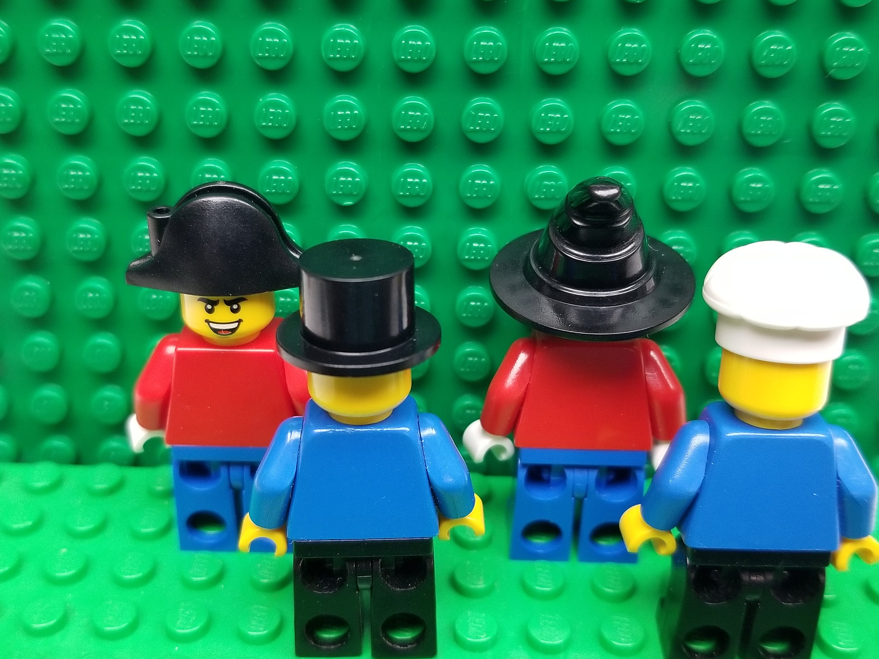 LEGO® Minifigure Accessory 4 Pack Specialty Hats, Witch, Wizard, Fedora ...
