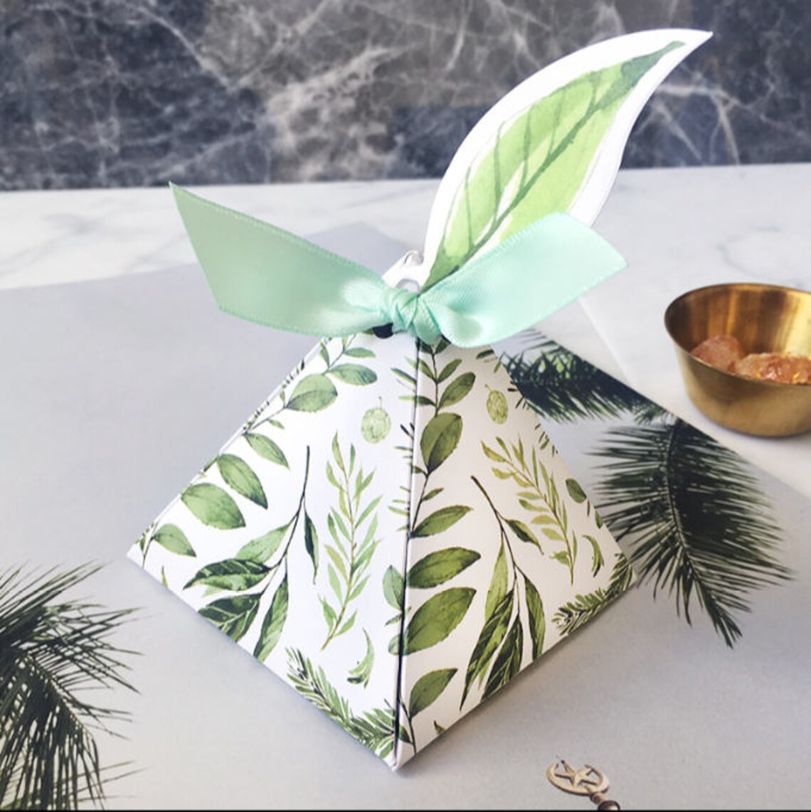 Foliage Pyramid Party Favour Box - Etsy