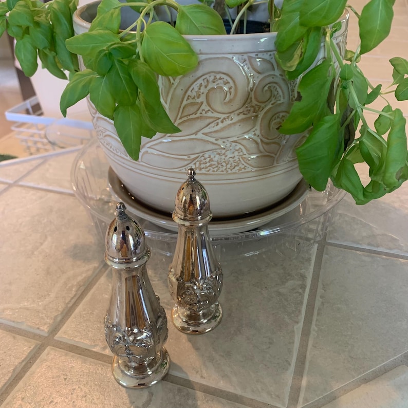 Vintage W.B. Mfg Co (weidlich Bros) Silver Plate Salt and Pepper Shaker ...