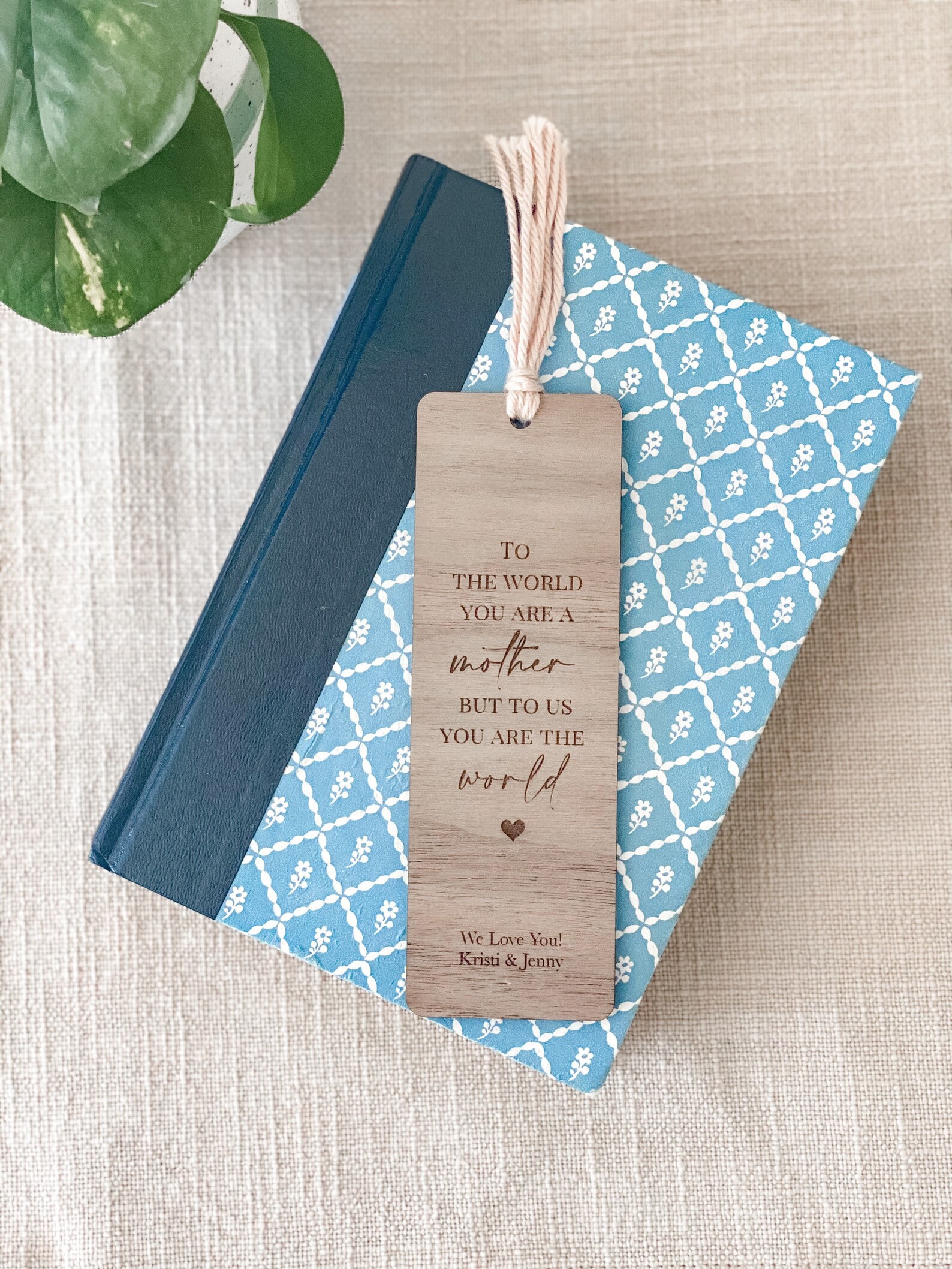 Wood Bookmark Worlds Best Mom Personalized Bookmark | Etsy