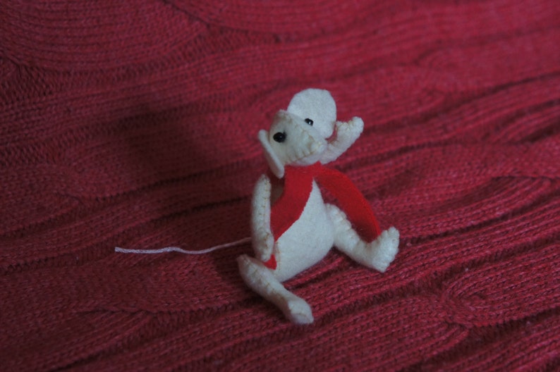 Hand Stitched Felt Jointed Miniature Winter Mouse With Red Scarf - Etsy