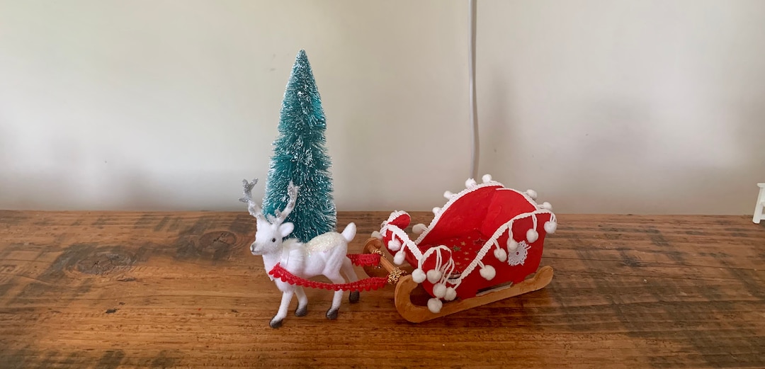 Handmade, 1:12th Scale, Christmas, Winter, Red and White, Decorated ...