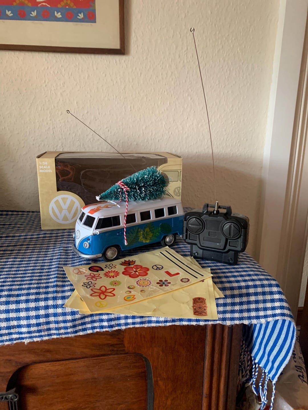 Altered, 1:24th Scale, Remote Controlled, , VW, Campervan, Toy, Van ...