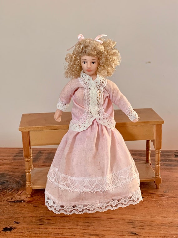 Dolls & Miniatures Art & Collectibles Vintage Nostalgia Collection ...