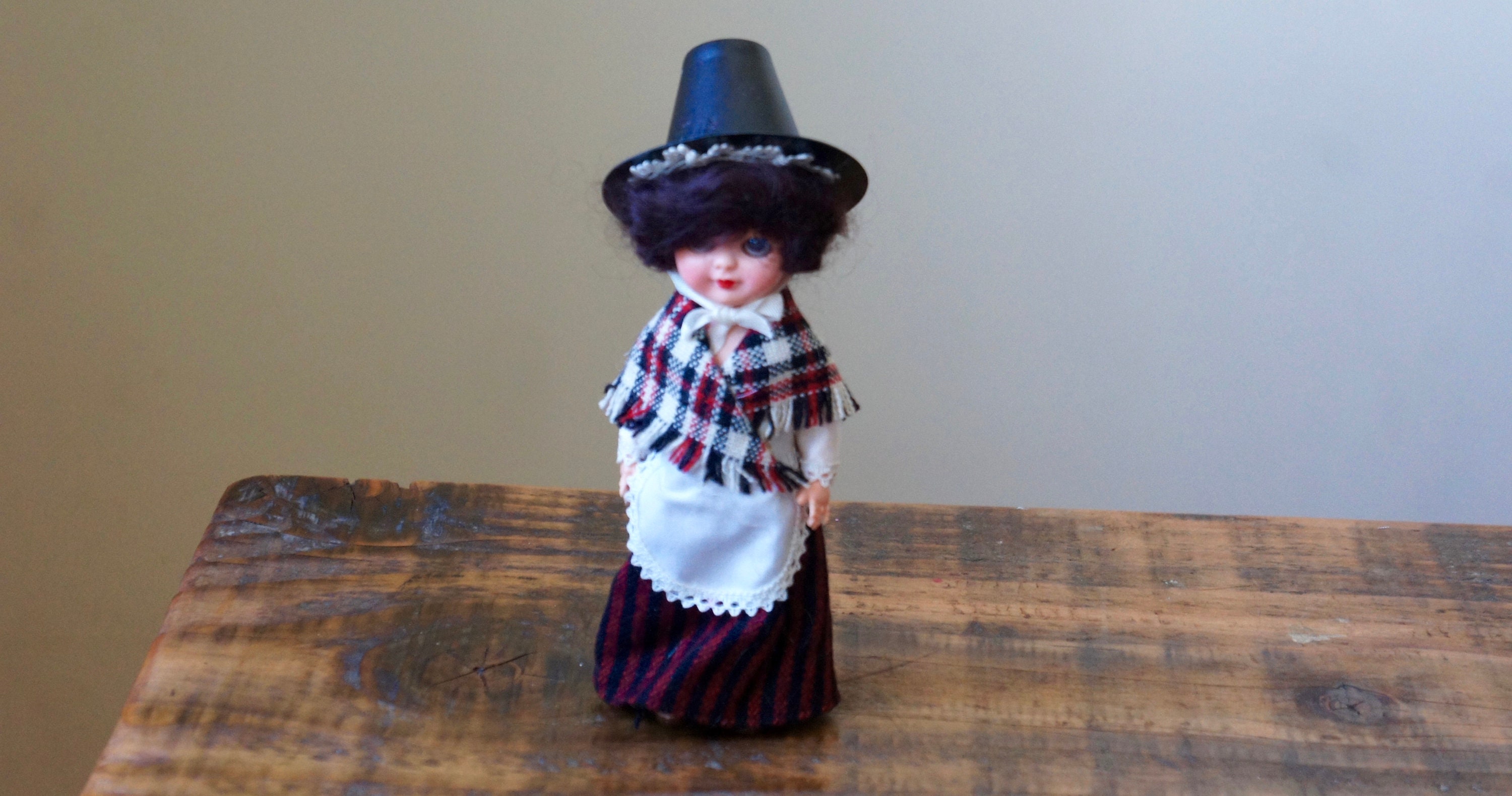 Vintagewelsh Plastic Folk Doll in National Costume - Etsy UK