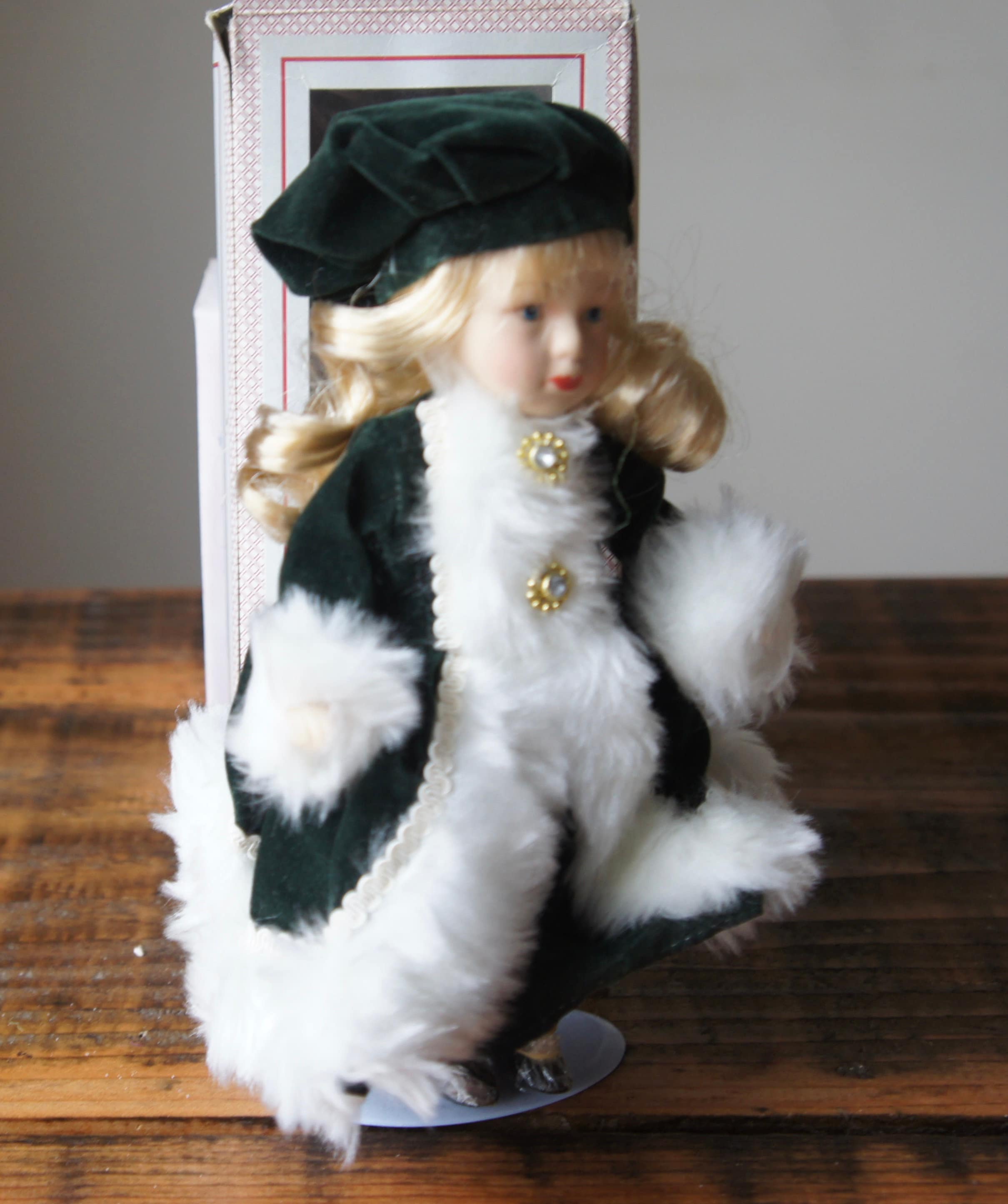 Vintage Boxed Windsor Collection Porcelain Doll in Green - Etsy UK