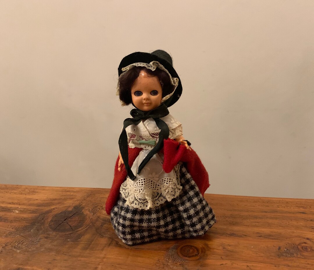 Vintage, Welsh, Rosebud Style, Welsh, Folk, Doll, in National Costume ...
