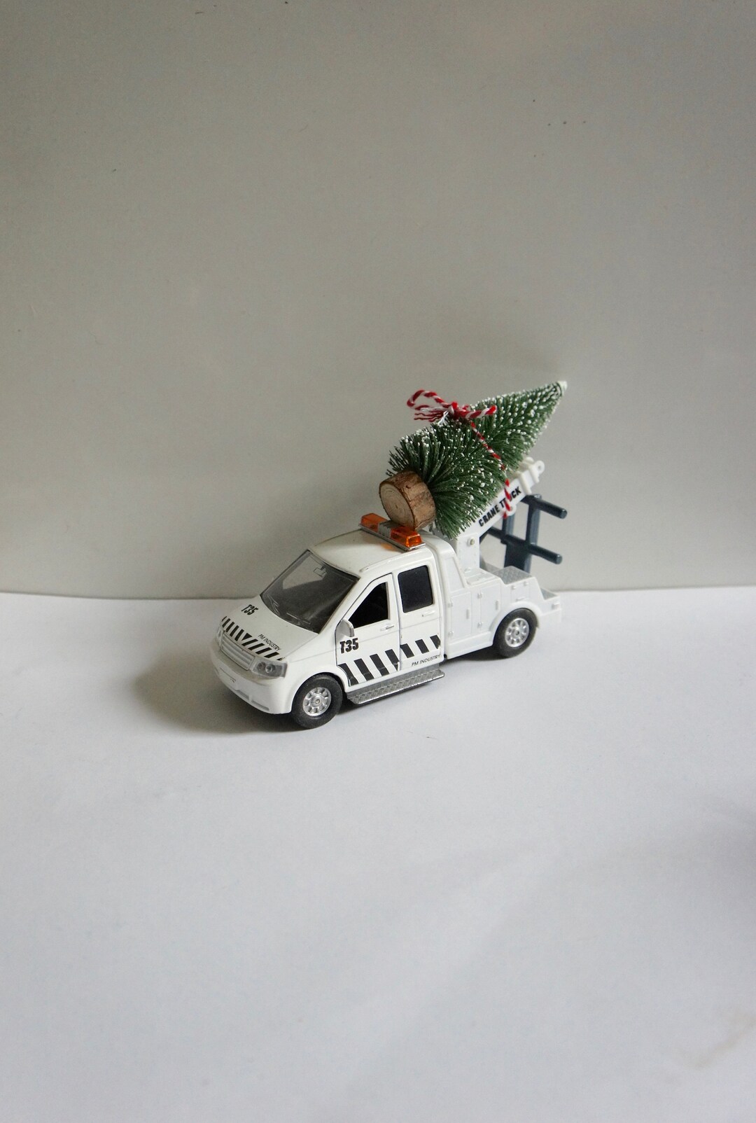 Altered T35 PM Industry White Crane Truck With Christmas - Etsy