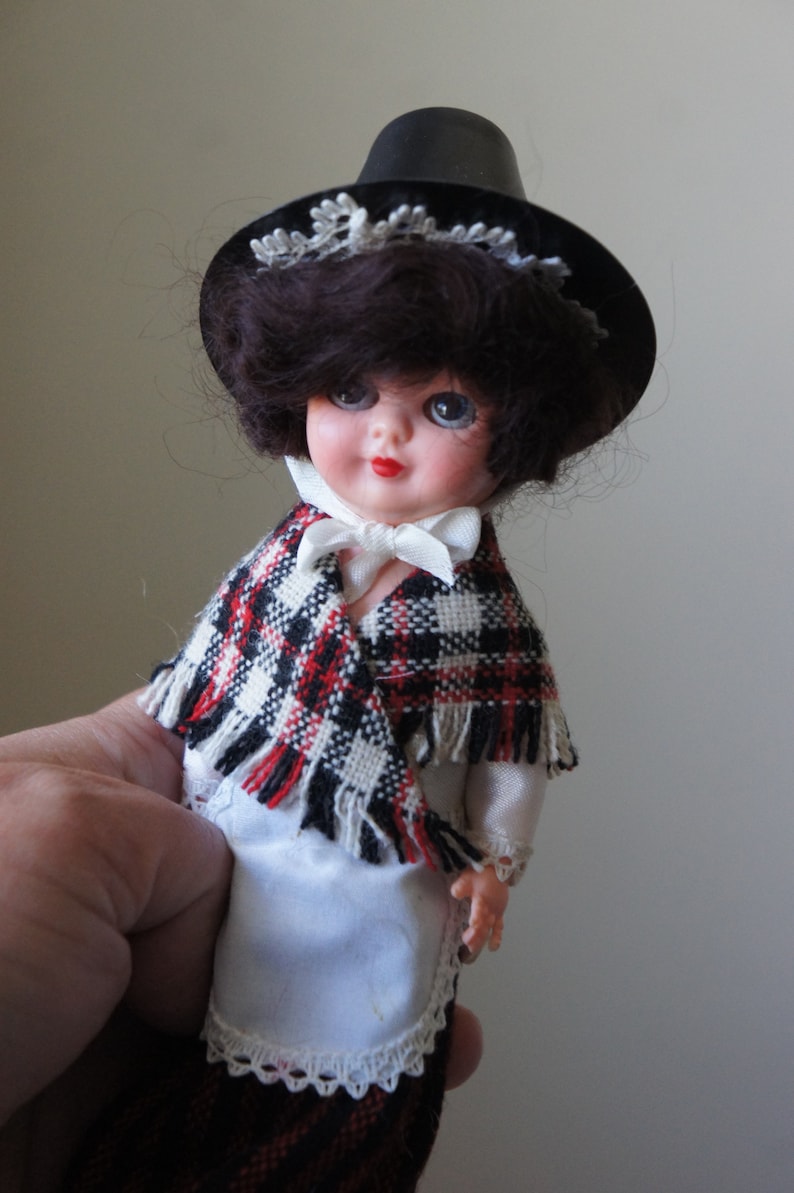 Vintagewelsh Plastic Folk Doll in National Costume - Etsy UK