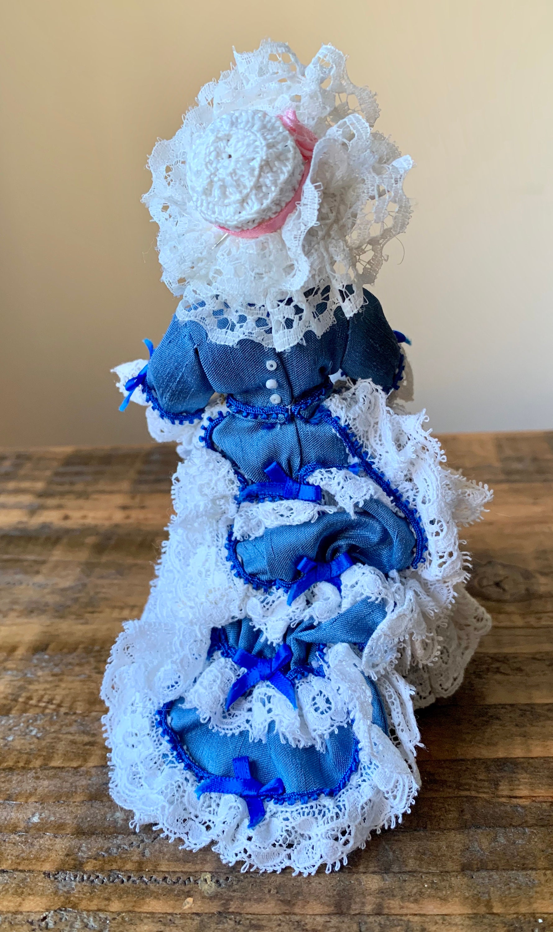 Vintage Artisan Handmade 1:12th Scale Dolls House | Etsy