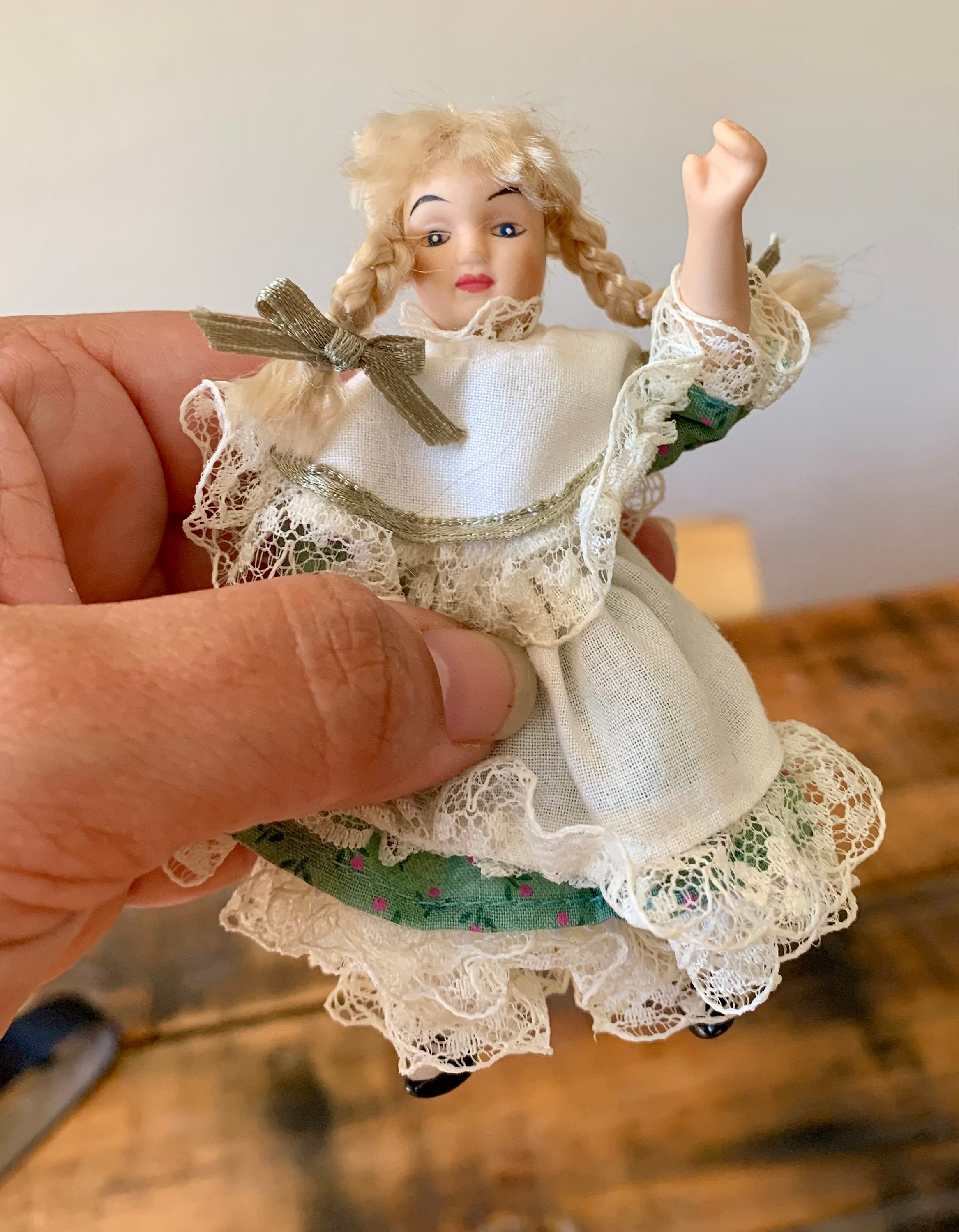 Vintage 1:12th Scale Victorian Dolls House Figurine Doll - Etsy