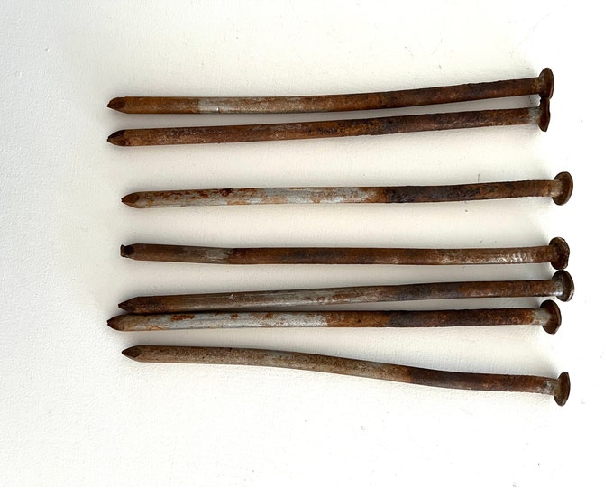 Huge Nails Rusty Iron Pole Barn Nails Salvaged Hardware Metal Hooks Old ...