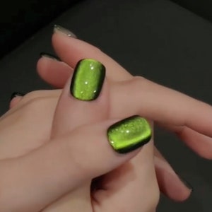 Handmade Starry Firefly Black Yellow Green Glass Bead Cat Eye Press on ...