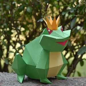 DIY Papercraft Frog Prince,low Poly Frog Model,frog Templates,pepakura ...