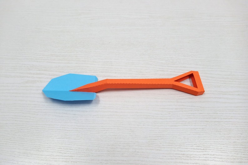 Low Poly Papercraft Shovel Template (digital Download) - Etsy