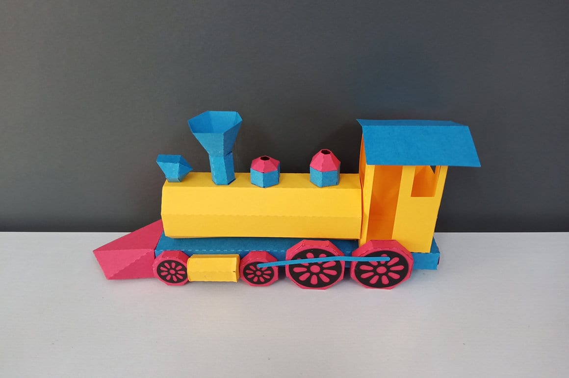 DIY Papercraft Steam Engine Model (PDF Pattern) - Etsy Canada