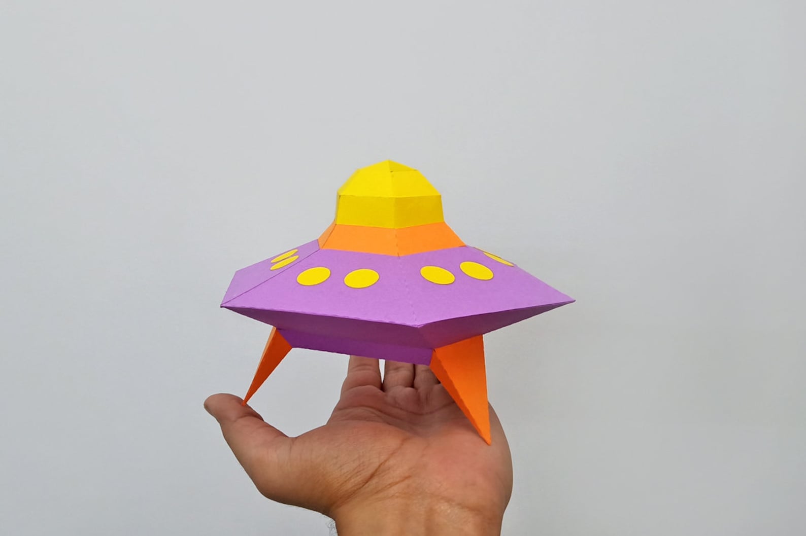DIY Papercraft Alien Ship, Papercraft Kit, Alien Party Decor ...