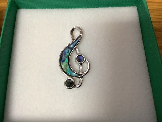 Stunning Treble Clef Inlaid Paua Shell Pin Badge | Etsy