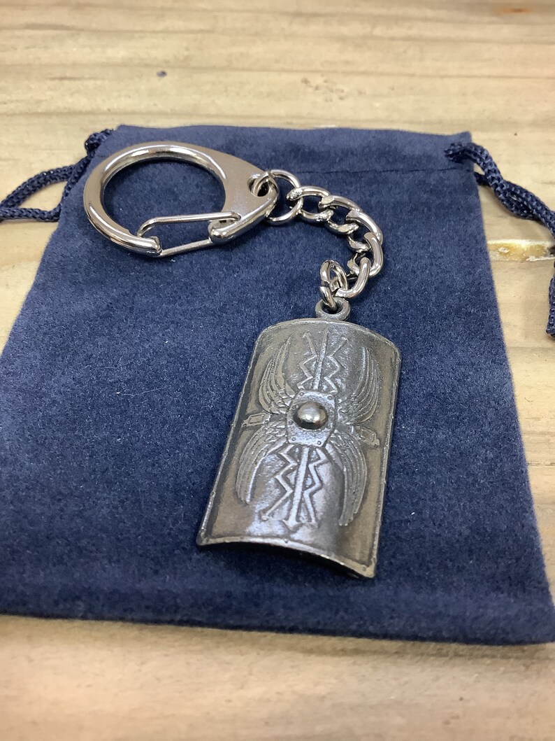 Roman Shield Silver Pewter Keyring - Etsy