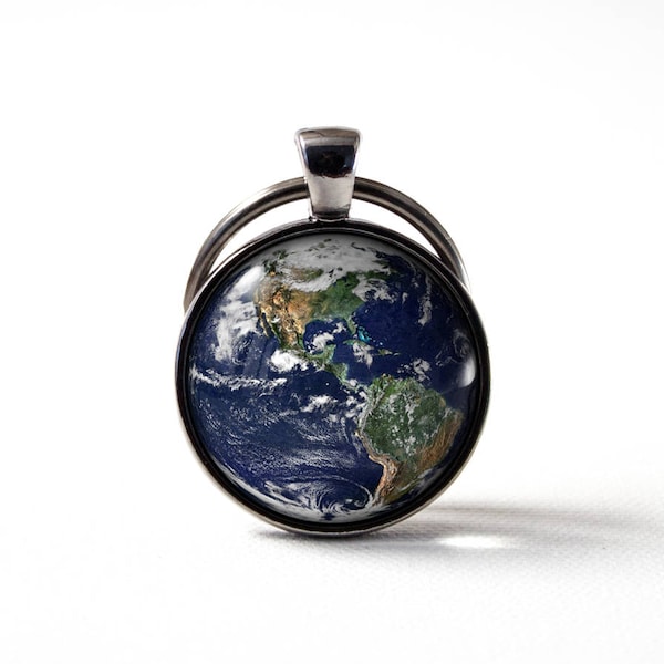 Globe Ring - Etsy