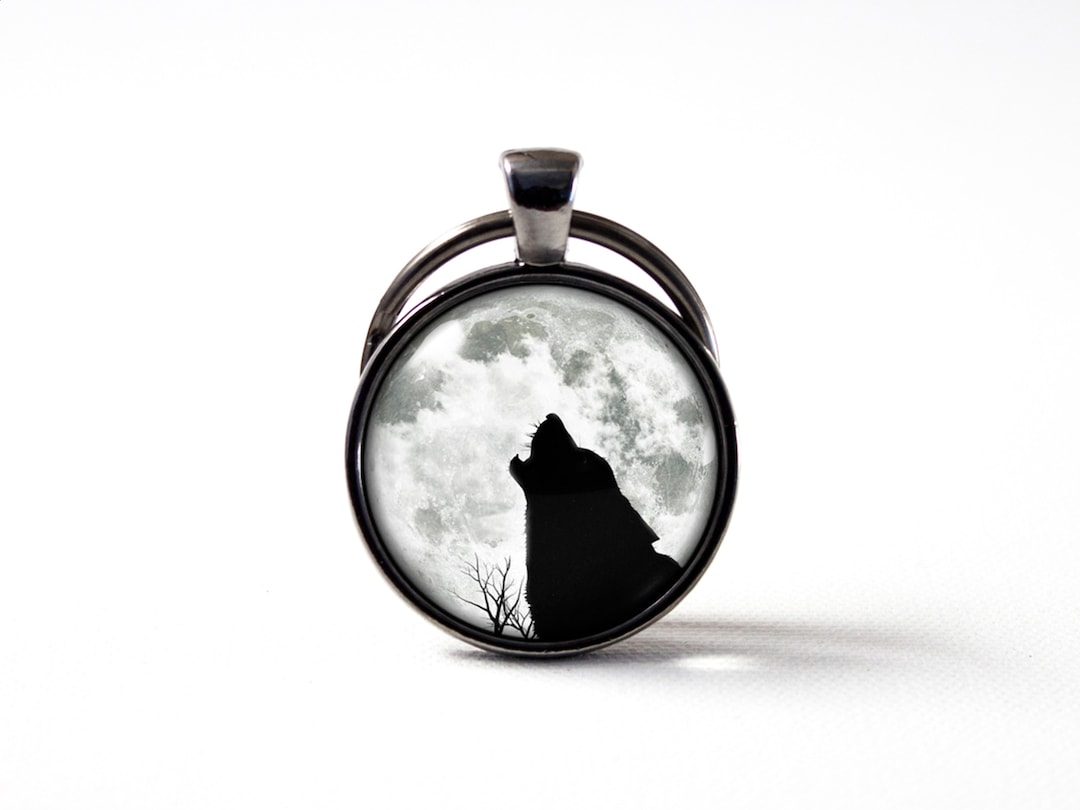 Wolf and Moon Wolf Key Ring Wolf Keychain Grey Moon Moon Pendant ...