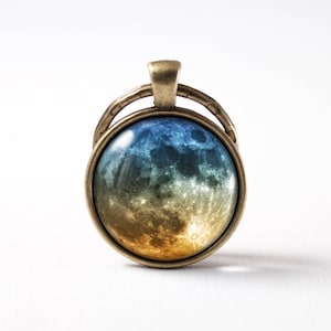 Colorful Moon Key Chain Space Moon Keyring Full Moon Jewelry Gift Idea ...