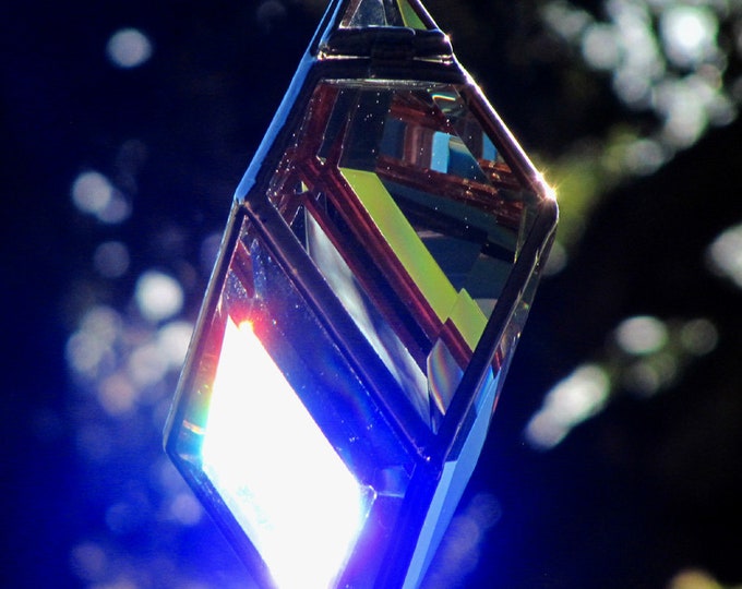 Rainbows! Water Crystal Rainbow Prisms the Original Full Sized Water ...