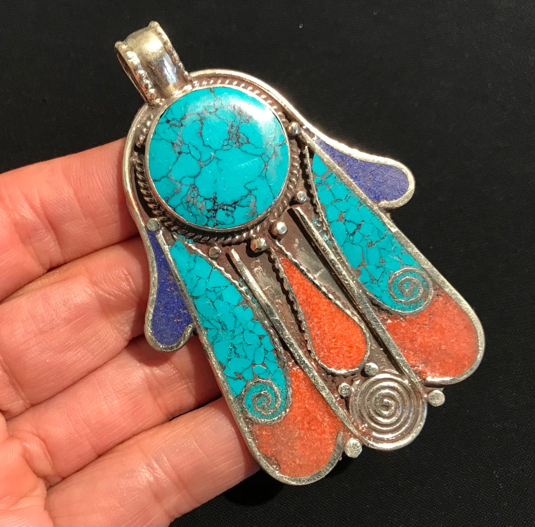 Khamsa Hand Pendant: Vintage Middle Eastern Protection Amulet - Etsy