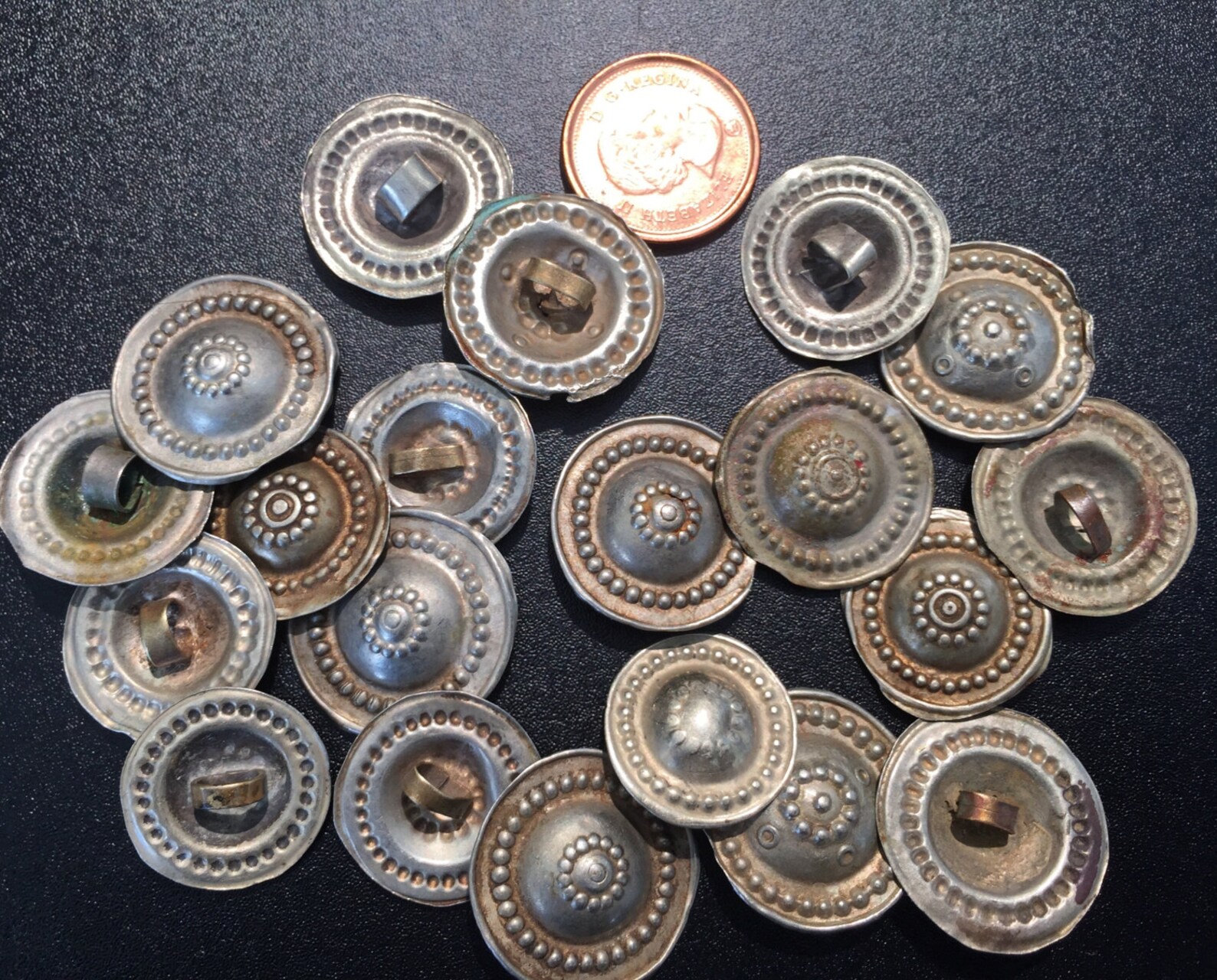 40 Vintage Buttons-buttons-kuchi Tribe Button-handmade Vintage - Etsy