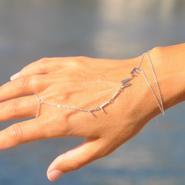 Finger Bracelet - Etsy