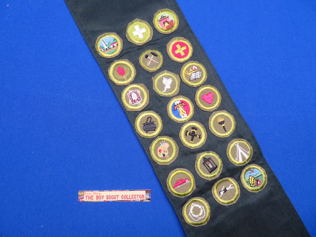 Boy Scout Vintage 1950's Explorer Dark Green Merit Badge Sash With 21 ...