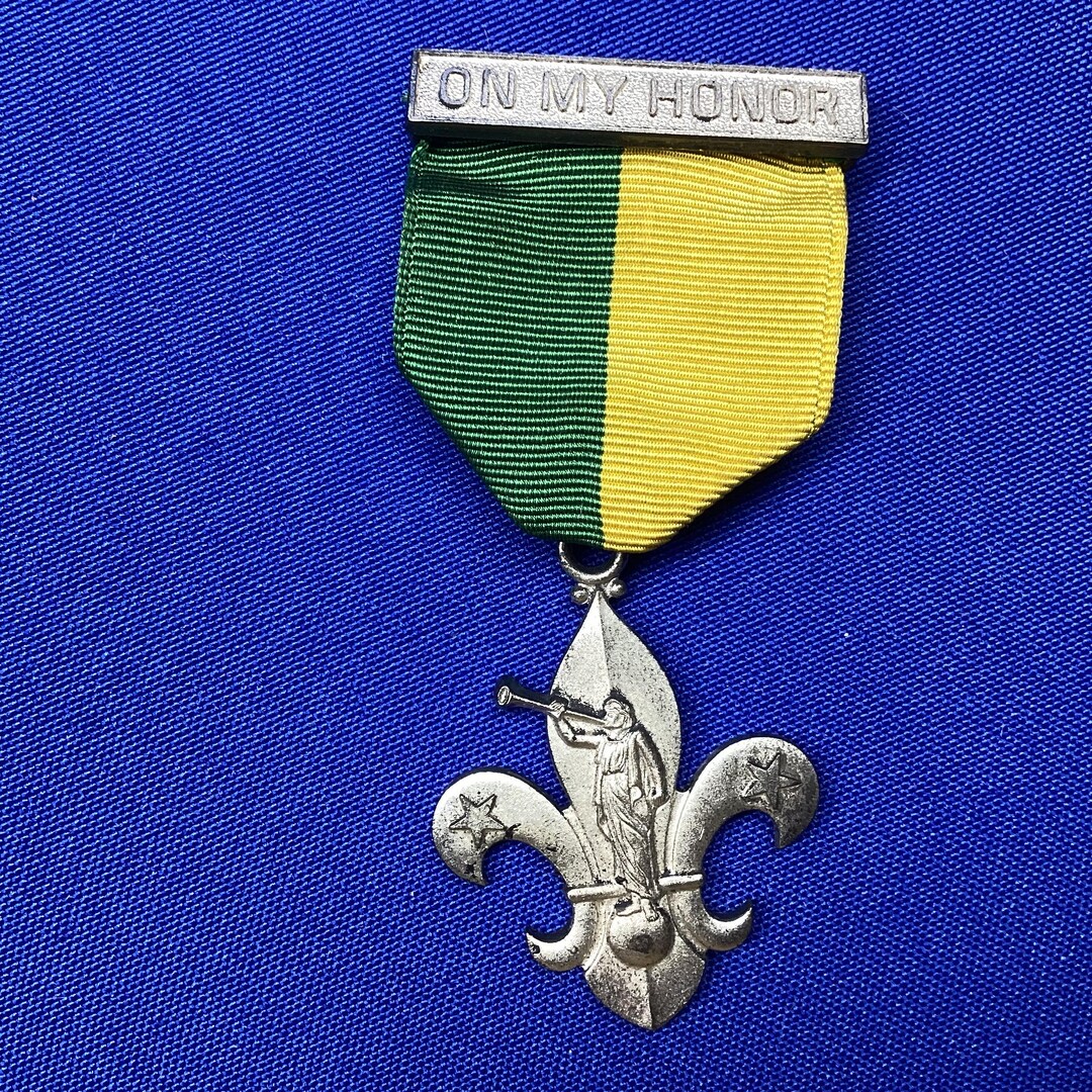 Boy Scouts of America Vintage on My Honor LDS Religious Award Medal - Etsy