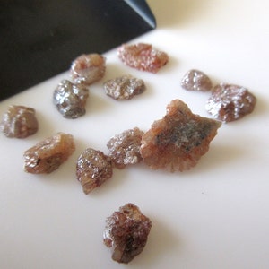 2 Pieces Red Raw Diamonds Flat Back Laser Cut Smooth Rough Diamonds ...