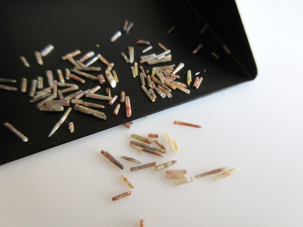 Red Raw Natural Rough Diamond Pipes, 3mm to 7mm Approx Raw Rough Uncut ...