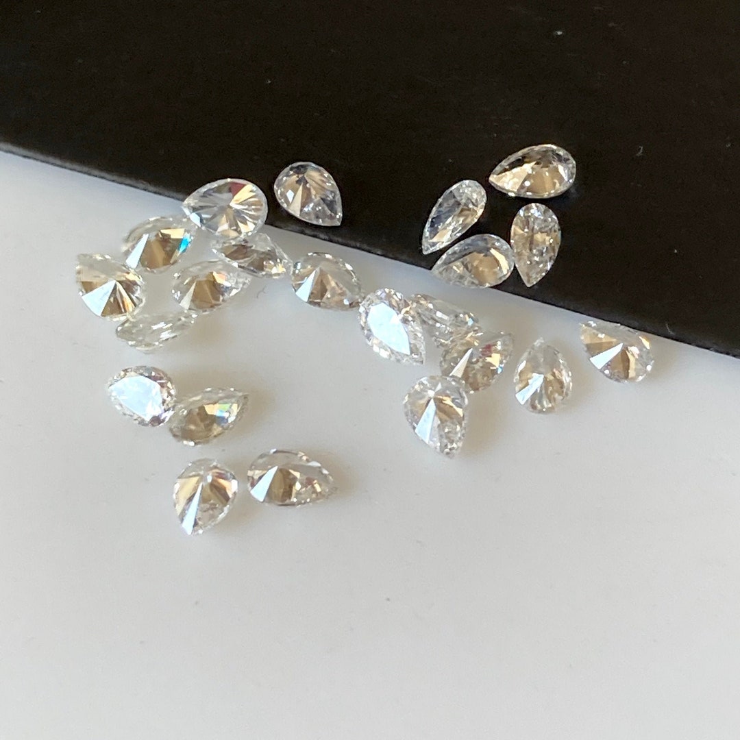 2 Pieces Tiny 3x2mm Clear White GH Color SI1 Quality Full Cut Pear ...