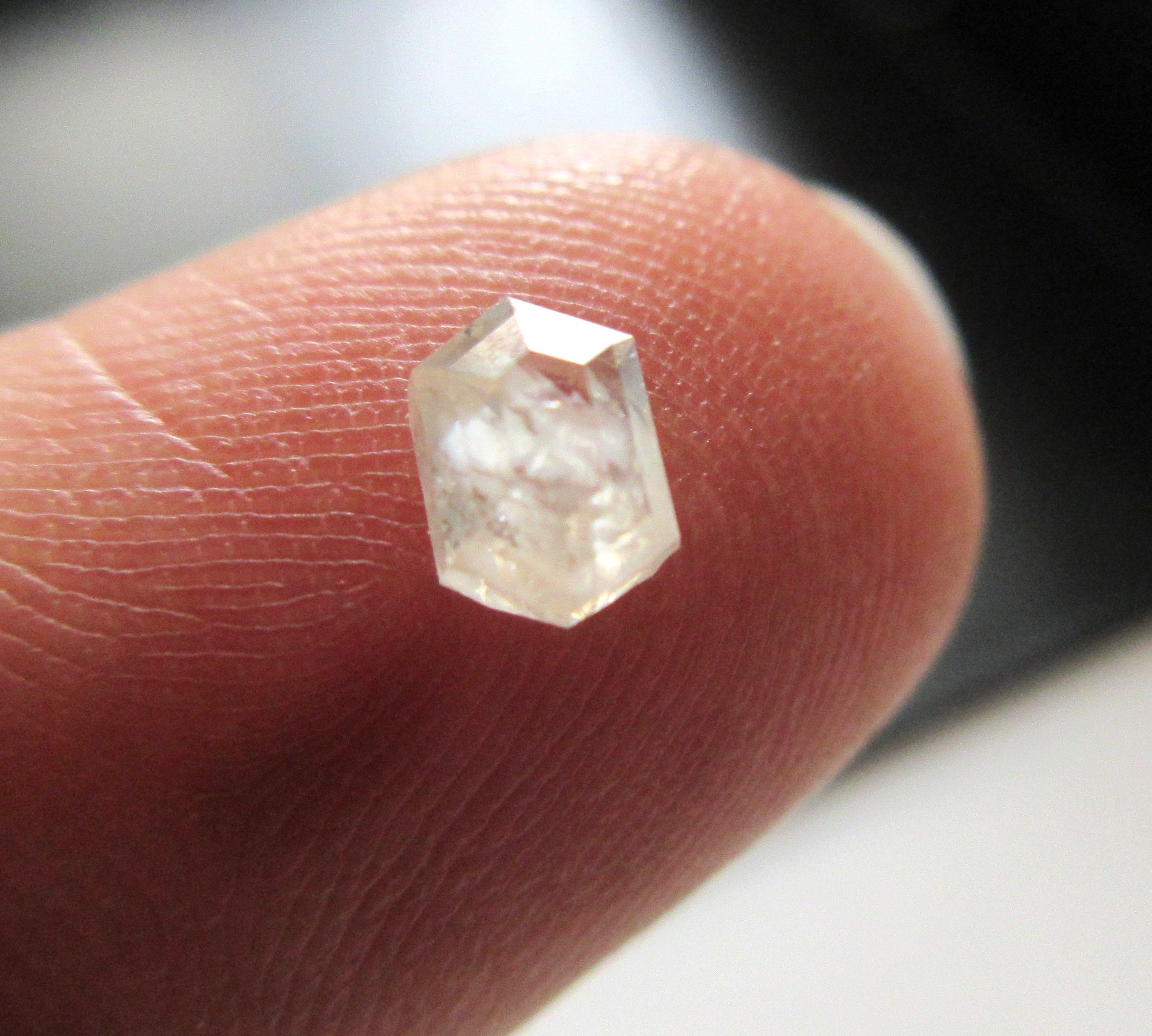 1 Piece OOAK 4.8mm/0.30CTW Clear White Fancy Shield Shaped | Etsy