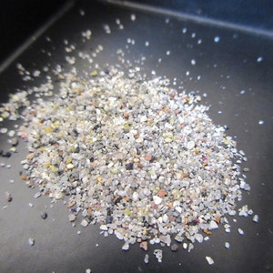 5 CTW Natural Black/white/red/yellow Color Diamond Dust, Natural Raw ...