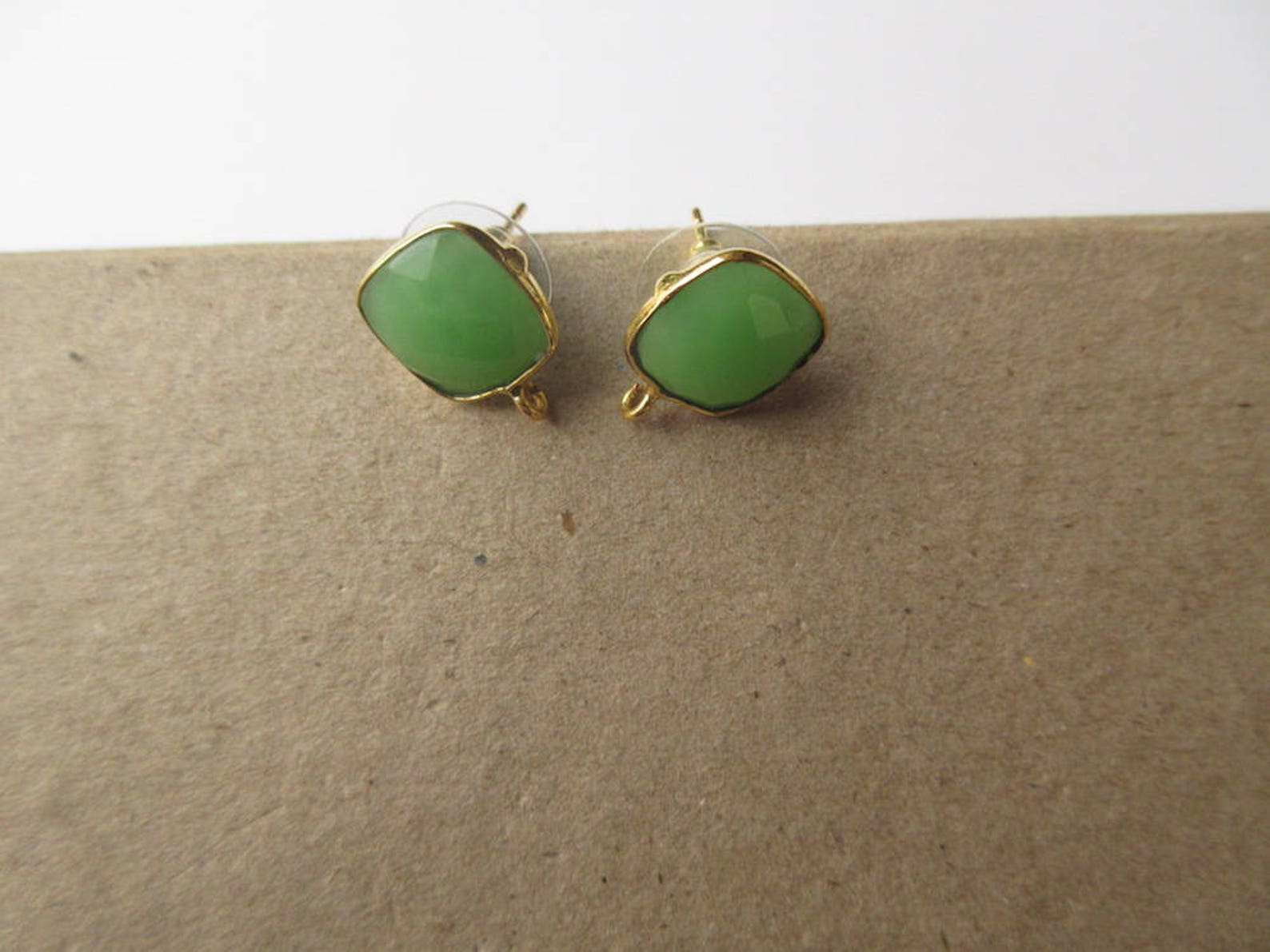 5 Pairs Green Chrysoprase Color Chalcedony Round Bezel Set Earring ...