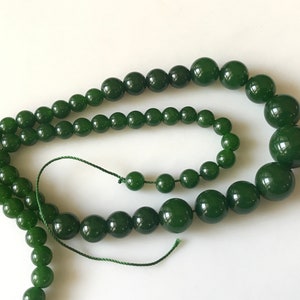 6mm to 13mm Emerald Green Jade Round Beads Green Jade Smooth Round ...