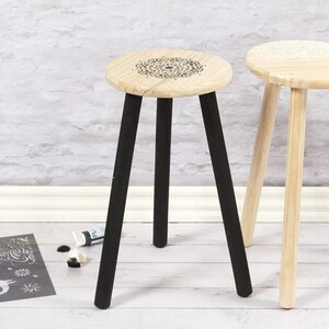 Pine Wood Round Seat Milking Stool With Round Legs Decoration Material ...