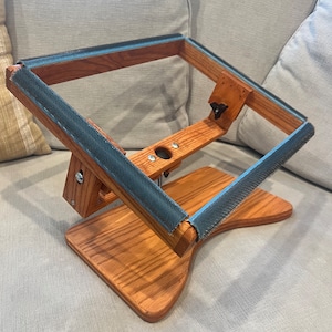 STAINED Swivel Rug Hooking Lap Frame | 10x10 Inside Hooking Area - Etsy