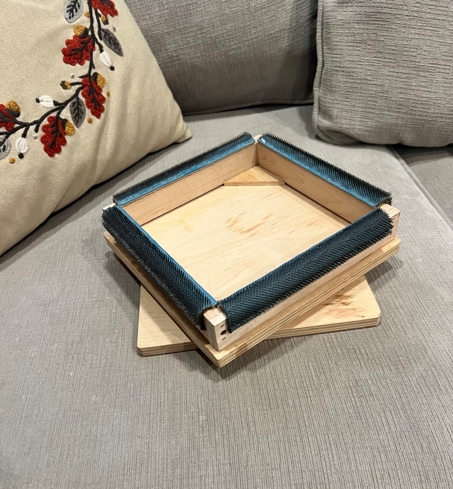 6.5 X 6.5 Punch Needle Frame on Lazy Susan Base - Etsy