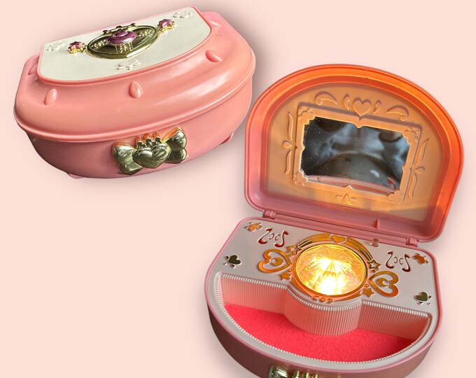 HTF 1992 Sailor Moon Light up Music Box - Etsy