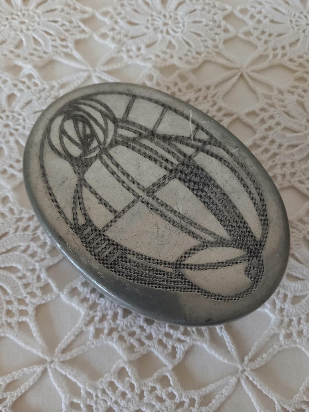 Charles Rennie Mackintosh Pewter Trinket Box. Vintage Mackintosh Pewter ...