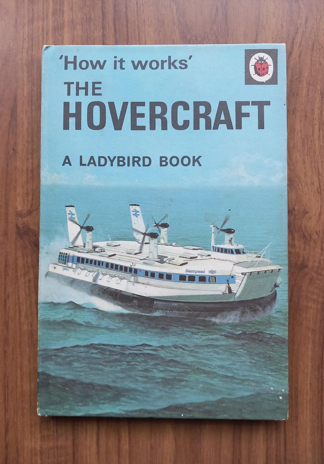 Ladybird the Hovercraft. How It Works. A Ladybird Book. Ladybird Series 654. Vintage Ladybird ...